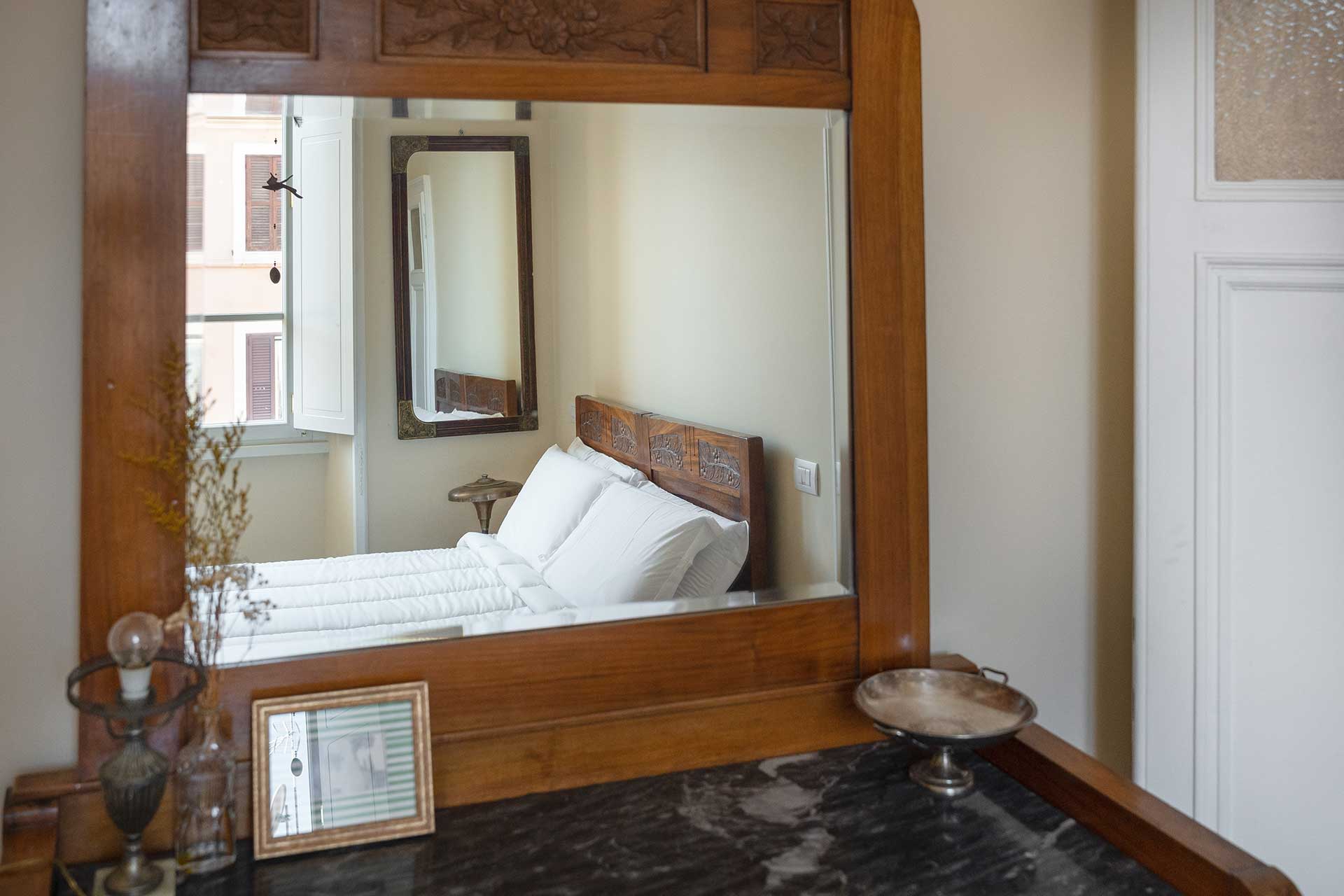 Casa Storica anni '30: da Fedro e Bianca • Rome Best BB | Domus Quiritum